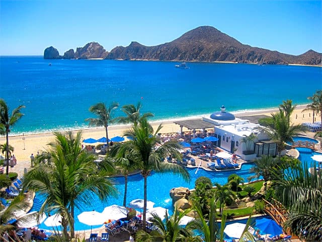 The 10 Best Family Resorts In Cabo - Red Lasso